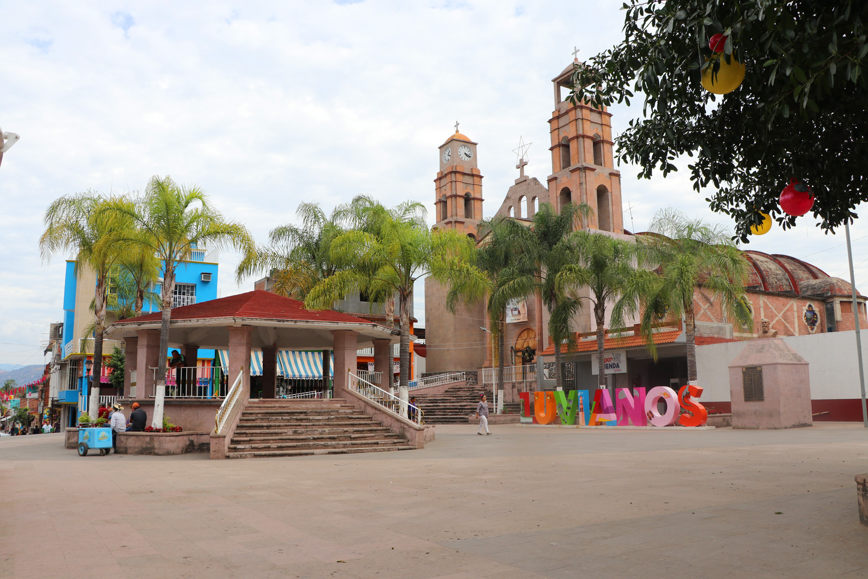 Luvianos, Estado de México: Un Viaje a Través de la Historia y la ...